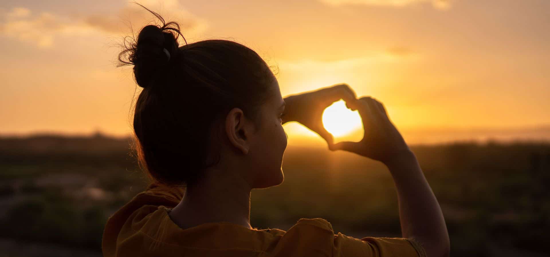 10 Obvious Things Most of Us Overlook Before Getting Into a Relationship